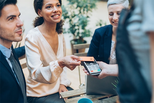 Contactless Cards: Tap to Pay Technology